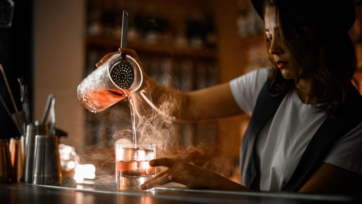 A Guide To The Best Speakeasy Bars Around The World | Zee Zest